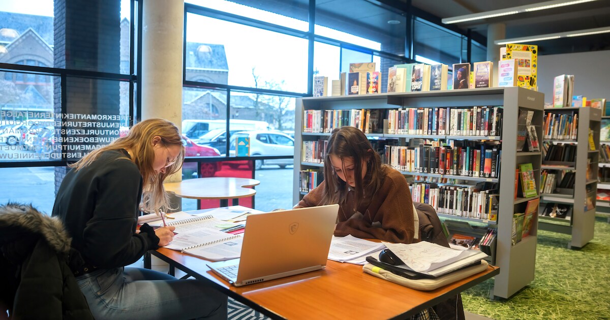 Bibliotheek Voorhof Delft introduceert vanaf januari studieplekken voor ...