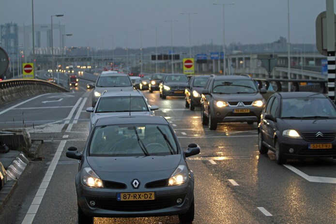 Files, files, files! Wat is volgens jou de beste oplossing om Voorne aan Zee bereikbaar en ...