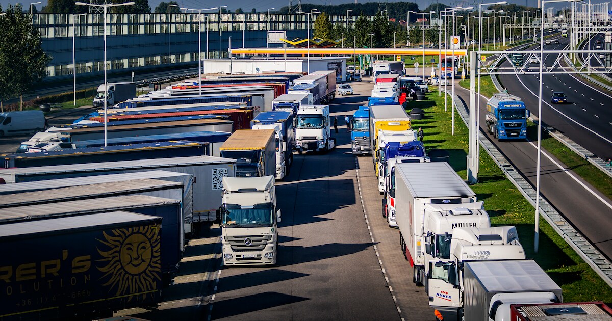 Zelfs chauffeurs uit Twente komen naar de rechtbank om Jan (63) te ...