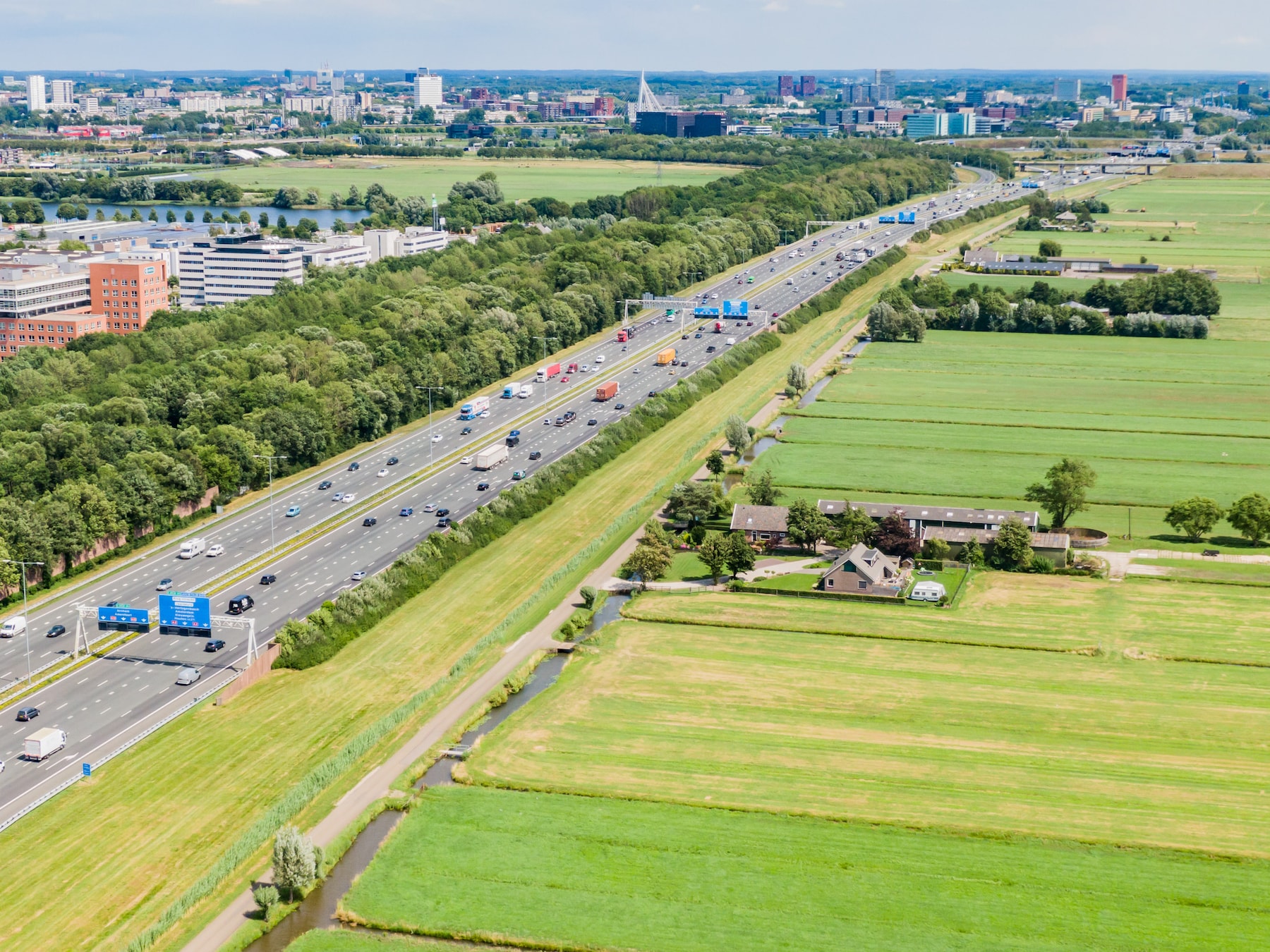 Utrechts nieuwe woonwijk Rijnenburg, met liefst 25.000 woningen, is een ...