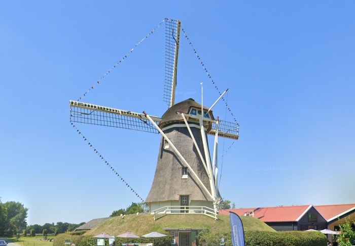 Kofferbakmarkt bij Molen de Duif in Nunspeet | Foto | AD.nl