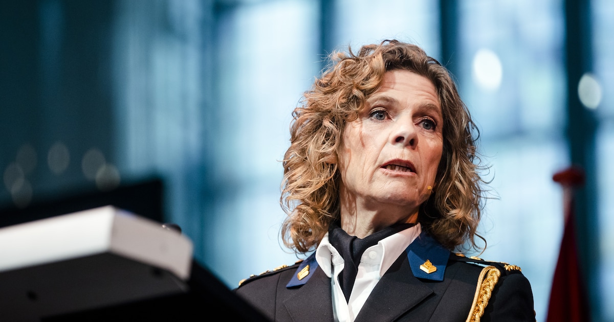 Excuses korpsleiding om beschuldigen agenten van gluren in zaak-Lisa ...