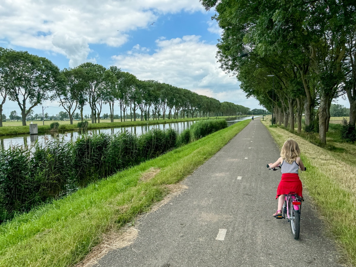 Oma koopt uit alle liefde een grotere fiets, maar haar kleindochter ...