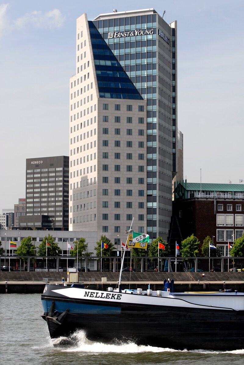 EY is eerste huurder van The Modernist en vertrekt uit de Ernst & Young ...