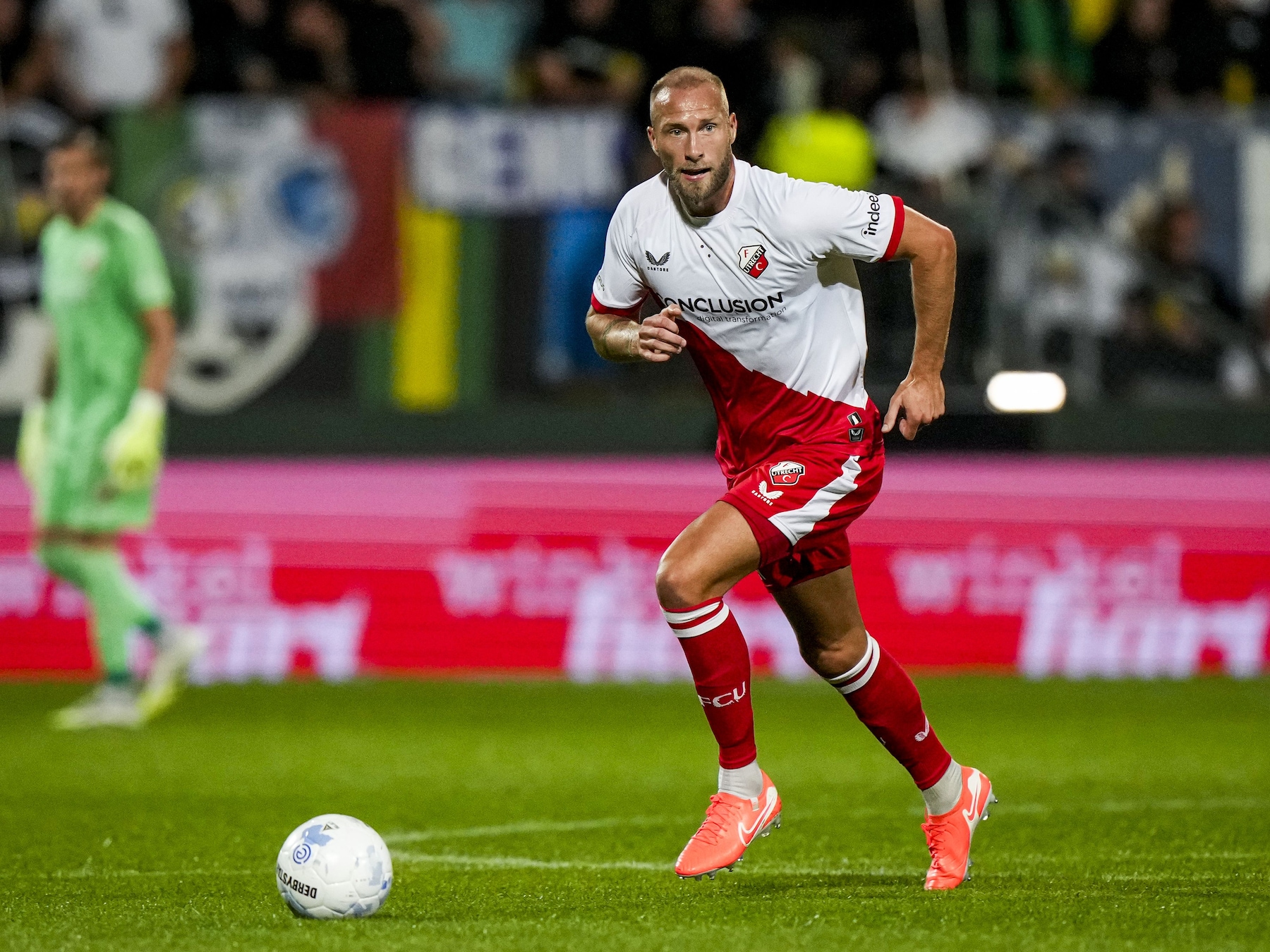 FC Utrecht lijkt klaar voor cruciale Europa League-clash na simpele ...