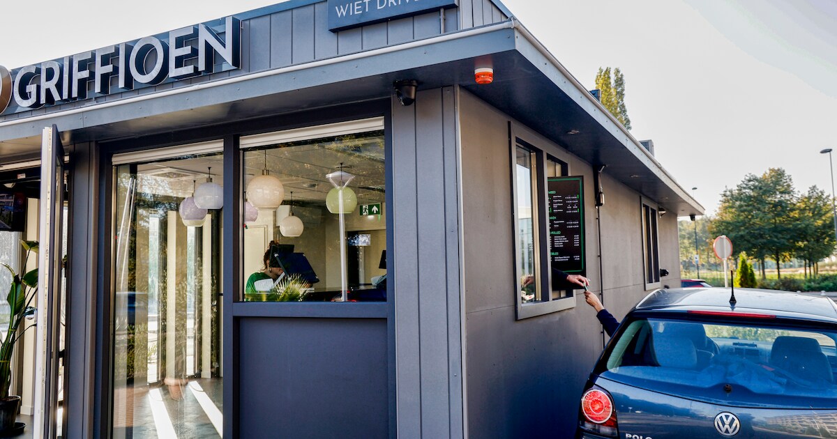 Geen hamburger of milkshake: in deze drive-through in Utrecht haal je wiet (en zo ziet dat eruit ...
