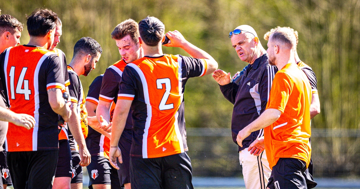 Erwin van der Zee wil plezier terugbrengen bij ‘zijn’ Alphen ...