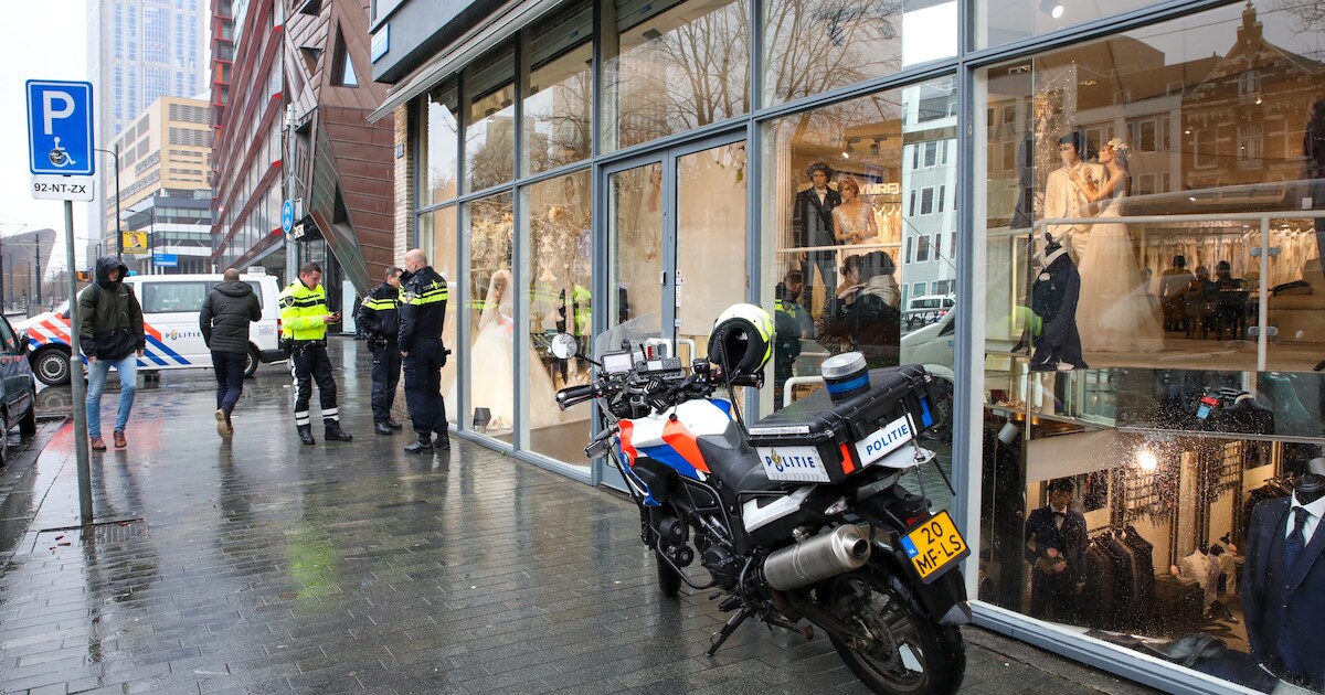 Eigenaar Bruidspaleis (67) getroffen door merkwaardige overval: ‘De ...