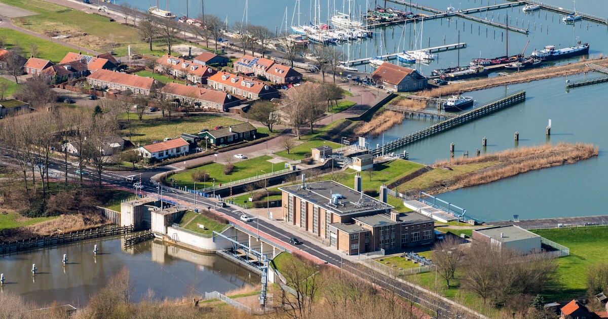 Waterschap zet extra gemaal in om Flevoland droog te pompen | Flevoland ...