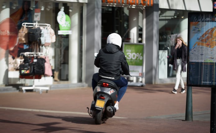 Roosendaal telt voor het eerst meer dan 2100 bromfietsen | Roosendaal ...