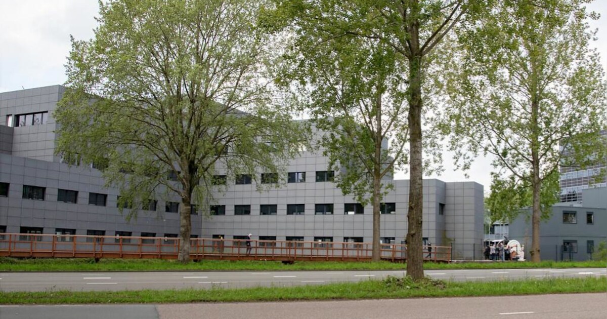 Gouda wil tijdelijk azc omzetten naar langdurige opvang | Gouda | AD.nl