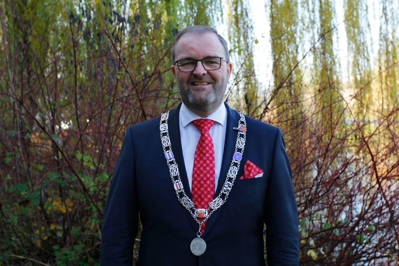 In de Hoeksche Waard is het een komen en gaan van burgemeesters: pech ...