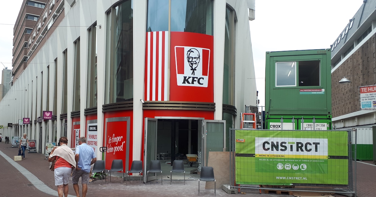 KFC Dordrecht gaat op 16 september open | Dordrecht | AD.nl
