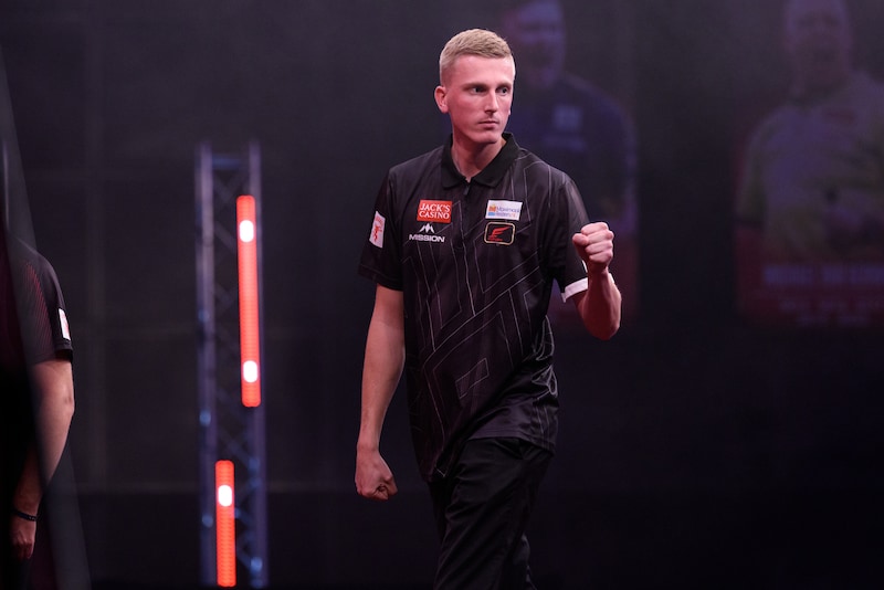 Wéér Nederlands dartsucces: Wessel Nijman wint toernooi en passeert ...