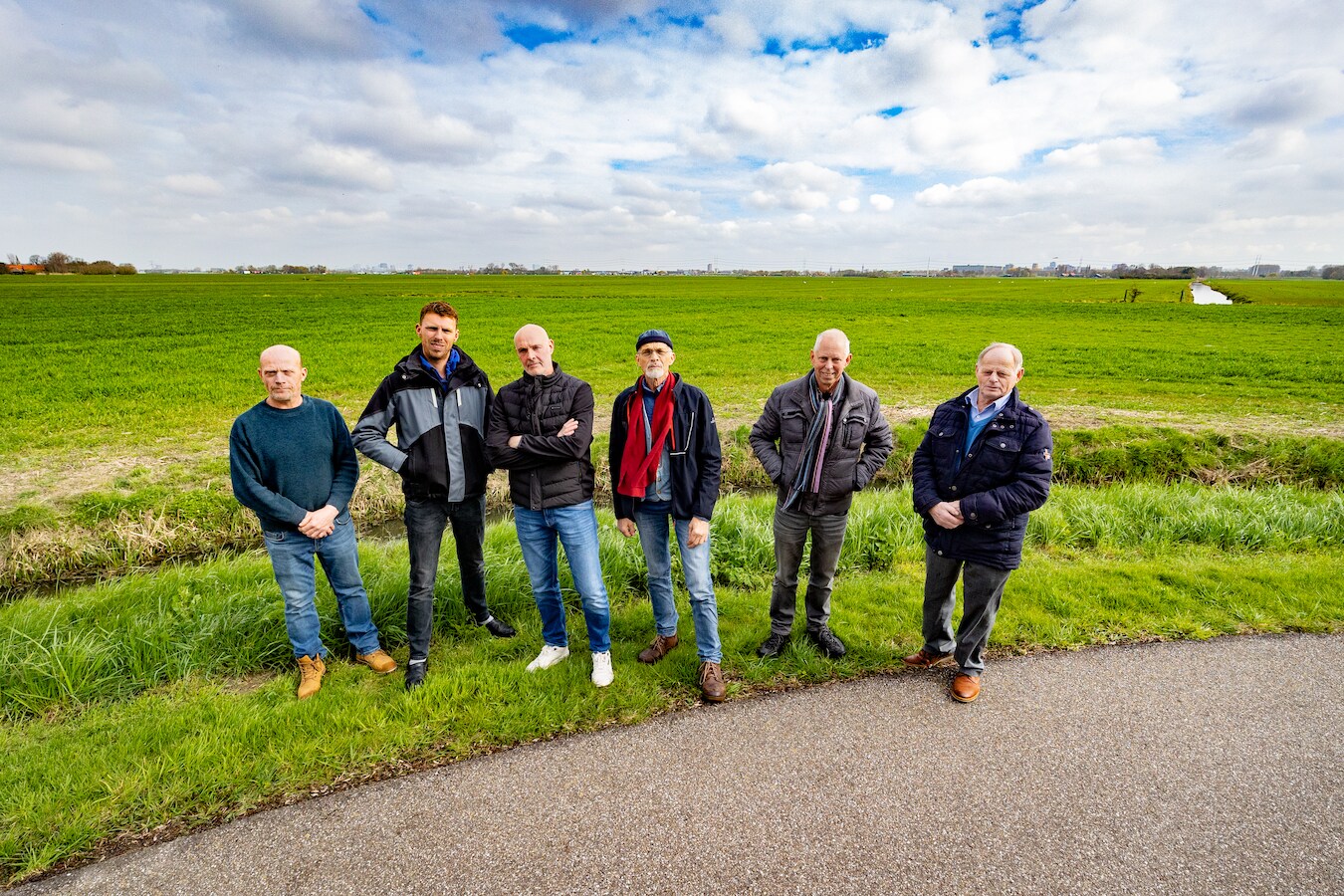 Boeren vrezen 35 volle zwembaden aan rioolwater bij waterberging ...