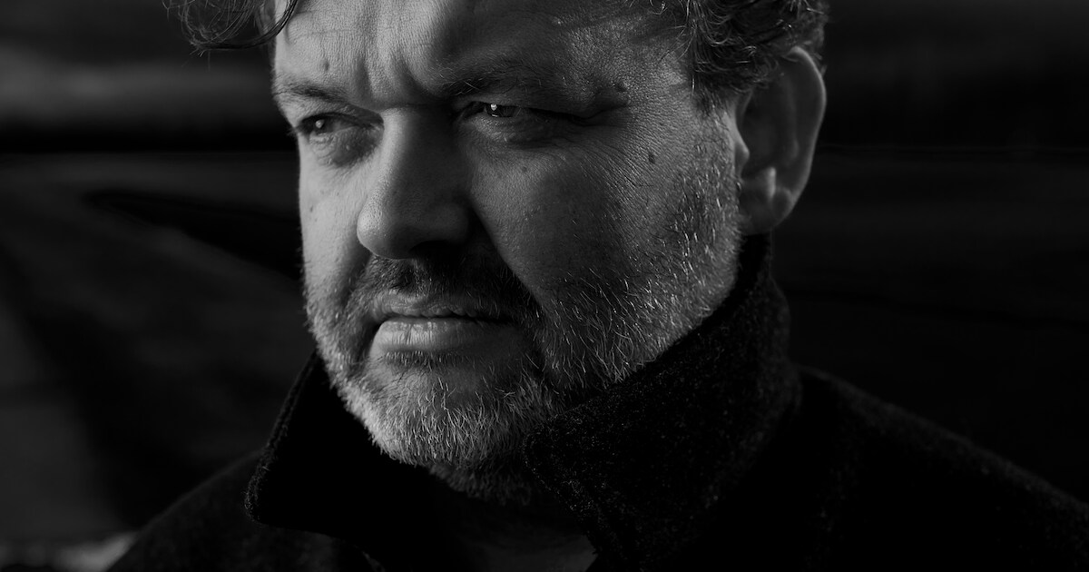 Daniël Lohues komt met nieuw album en theatertour | Emmen | AD.nl