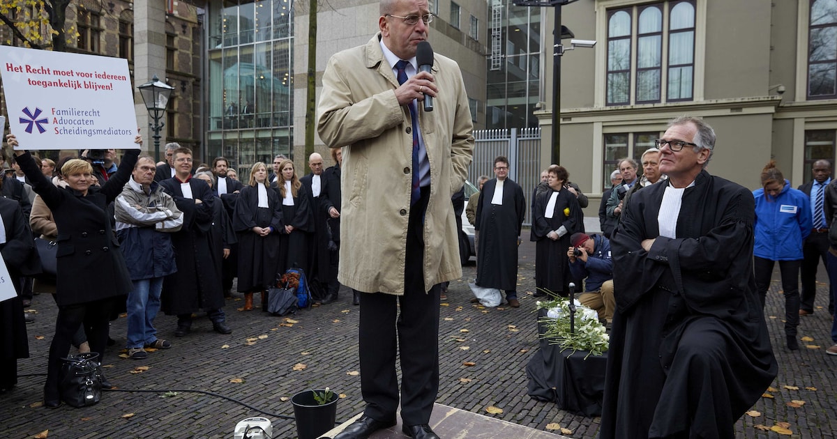 Teeven staat open voor alternatieve bezuiningsplannen rechtsbijstand ...