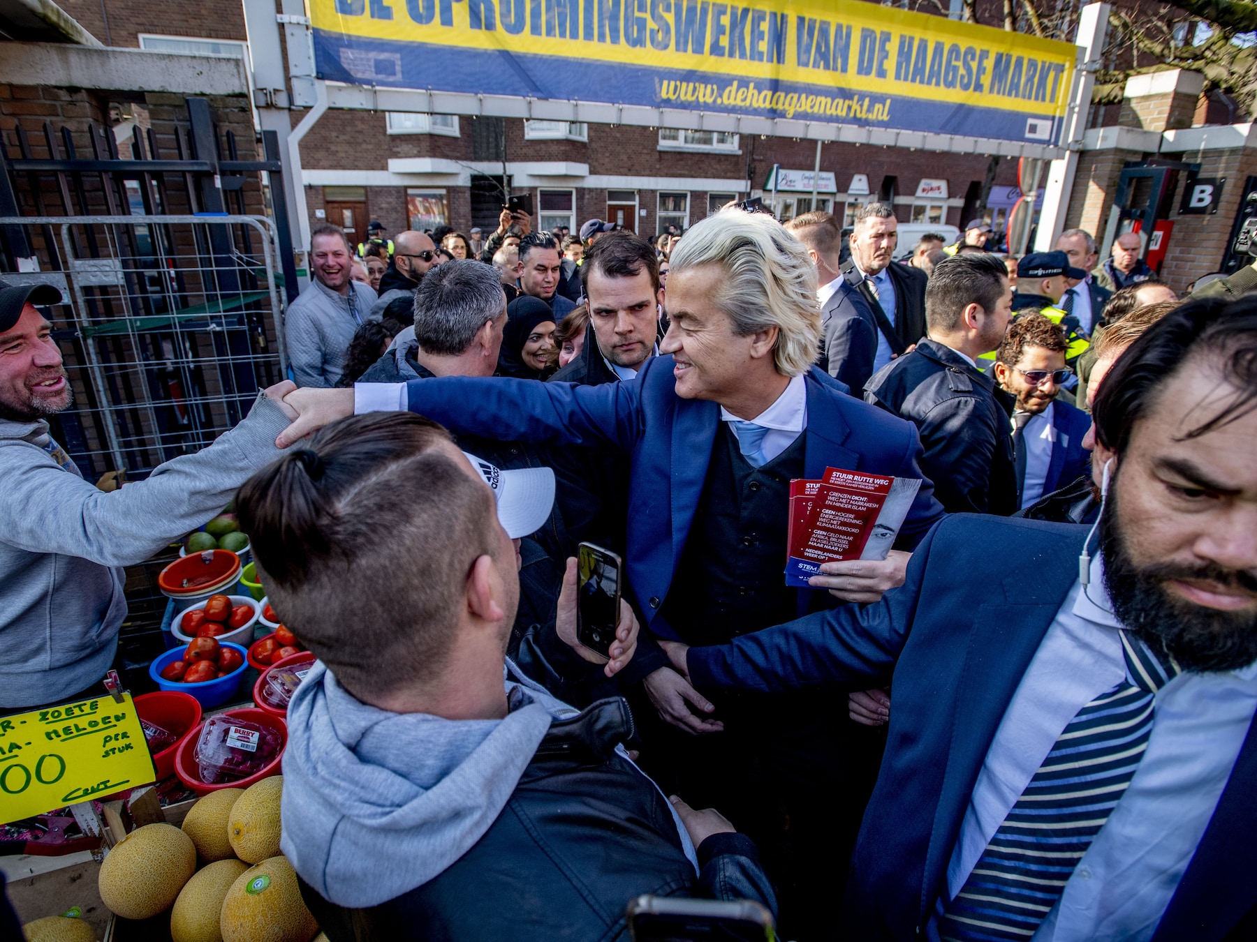 Dit is de vrouw naast Geert Wilders: ‘Zij is thuis de baas’ | Politiek | AD.nl