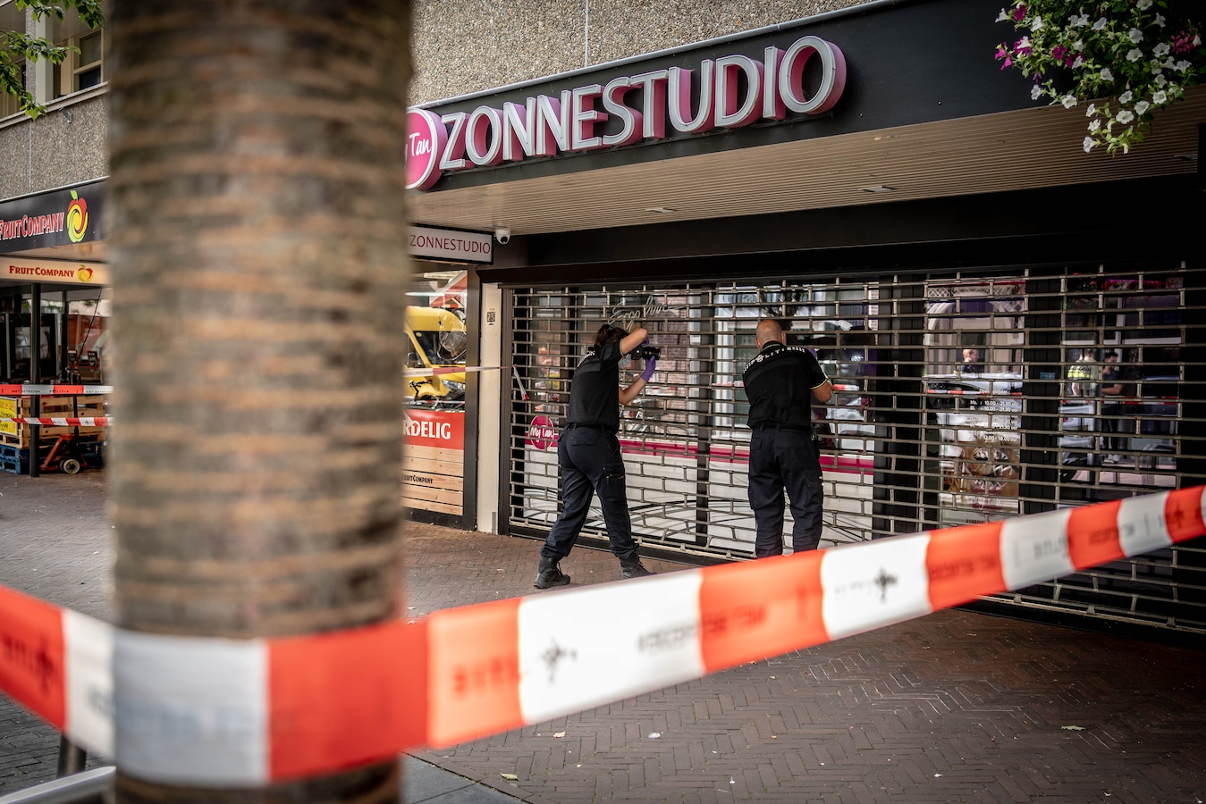 Aanhoudingen in onderzoek naar explosie bij zonnestudio Wijchen, één ...