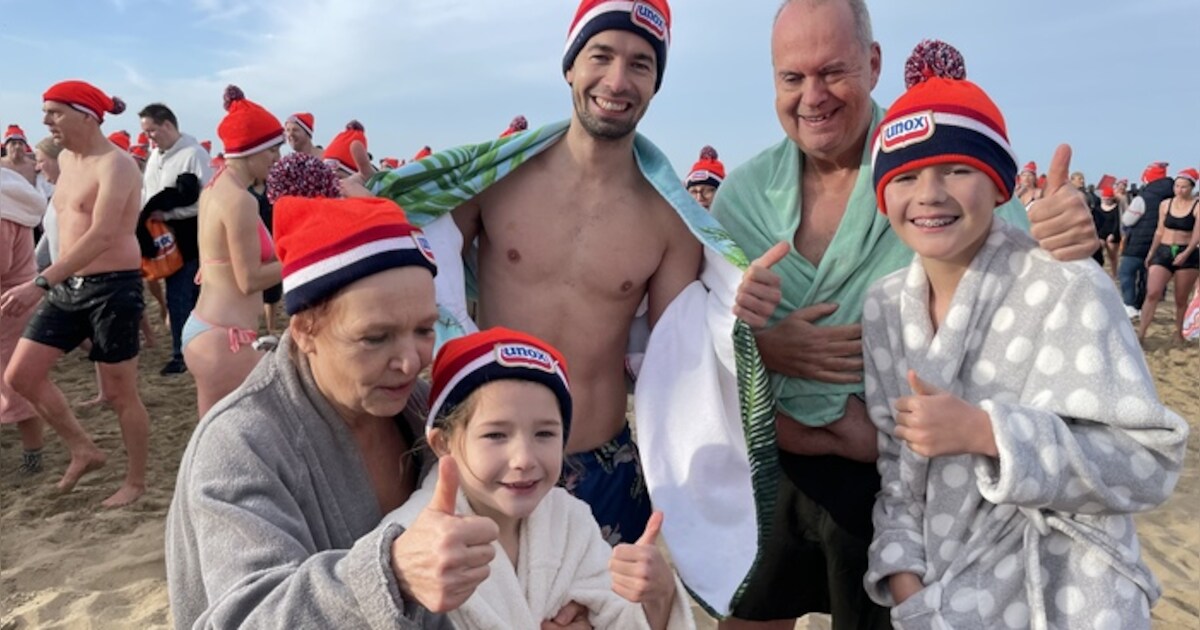 Familie van Marjon dook in koude Noordzee: ‘Nieuwjaarsduik moest er een ...