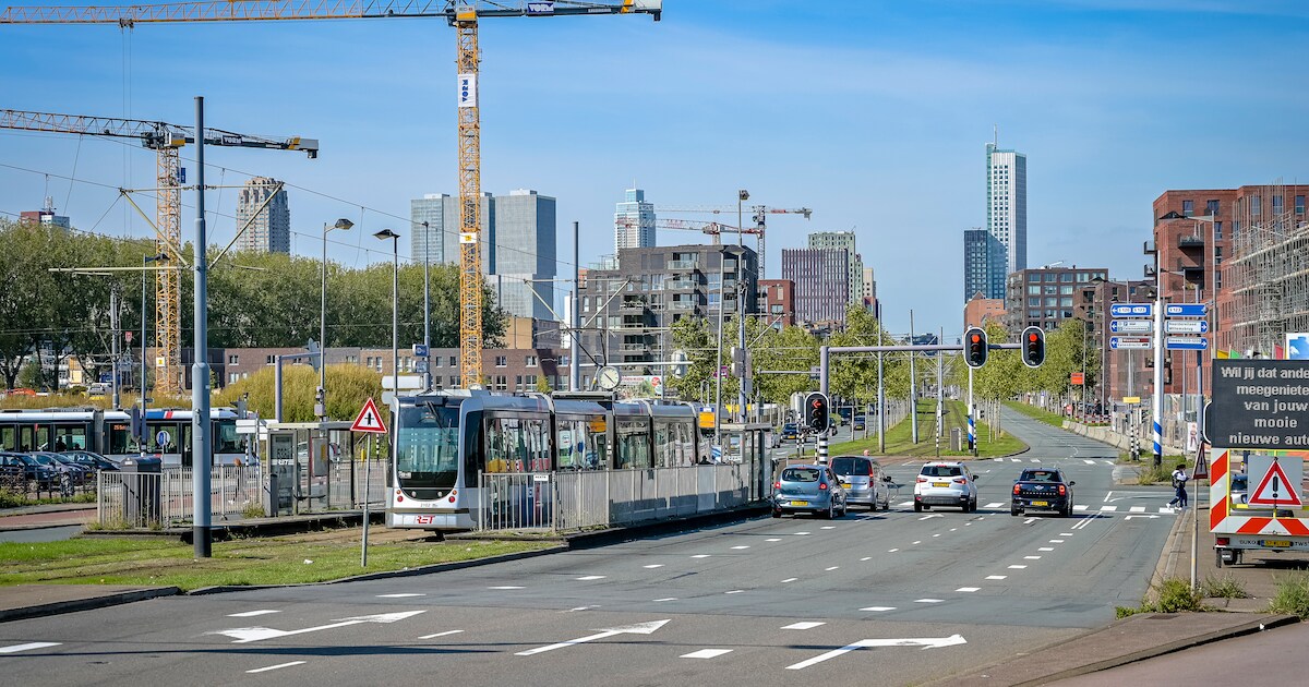 Rotterdammers kunnen hun borst natmaken: renovatie van drukke Roseknoop ...