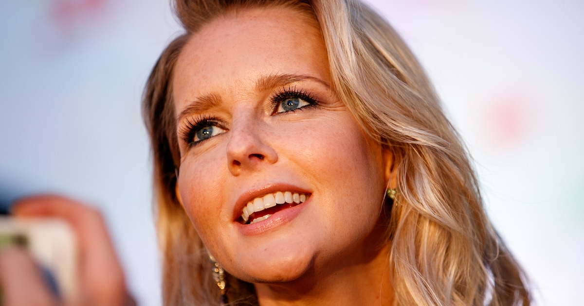 Chantal Janzen bevallen van zoontje Bobby | Show | AD.nl