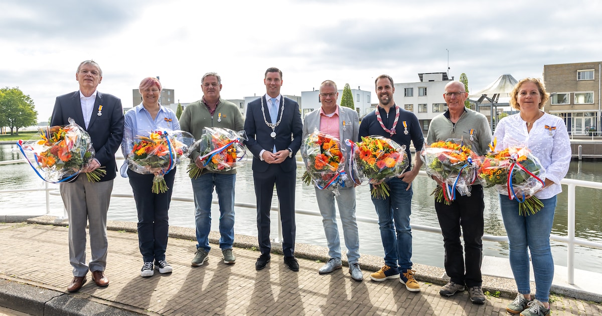 ‘Maatschappelijke duizendpoten’ in Zeewolde krijgen lintje: zeven ...