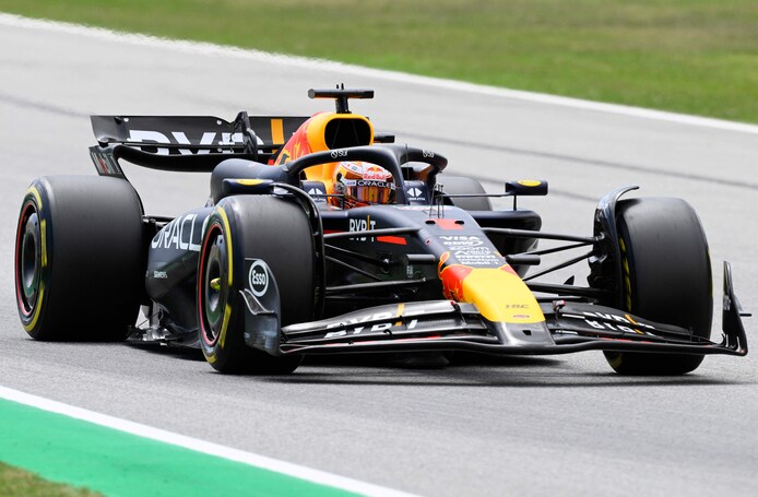 Tijden Formule 1 Grand Prix van Spanje | Zo laat komt Max Verstappen vandaag in actie in Spanje ...