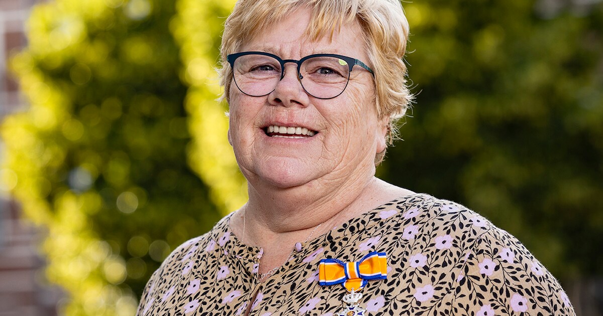 Danstrainster Nicoline van Deursen onderscheiden | Helmond | AD.nl