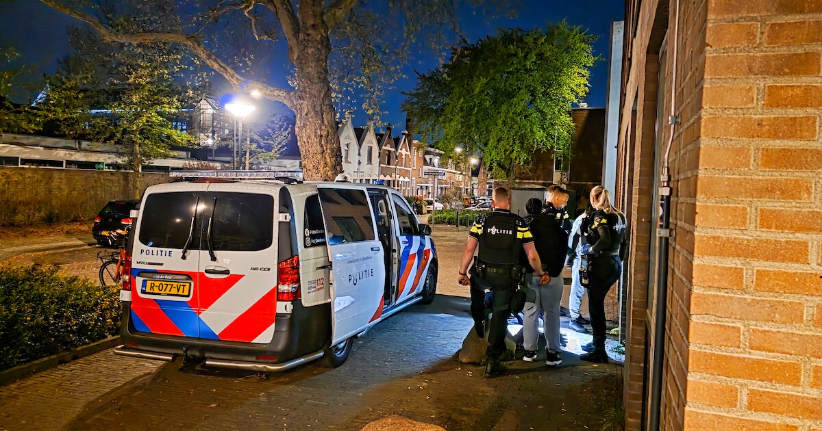 Man (19) neergestoken in het centrum van Dordrecht; twee personen aangehouden | 112 nieuws ...