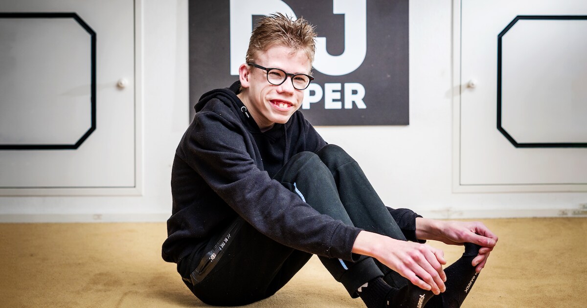 Jasper (17) heeft één afwijking in een chromosoom, maar dealt met een ...