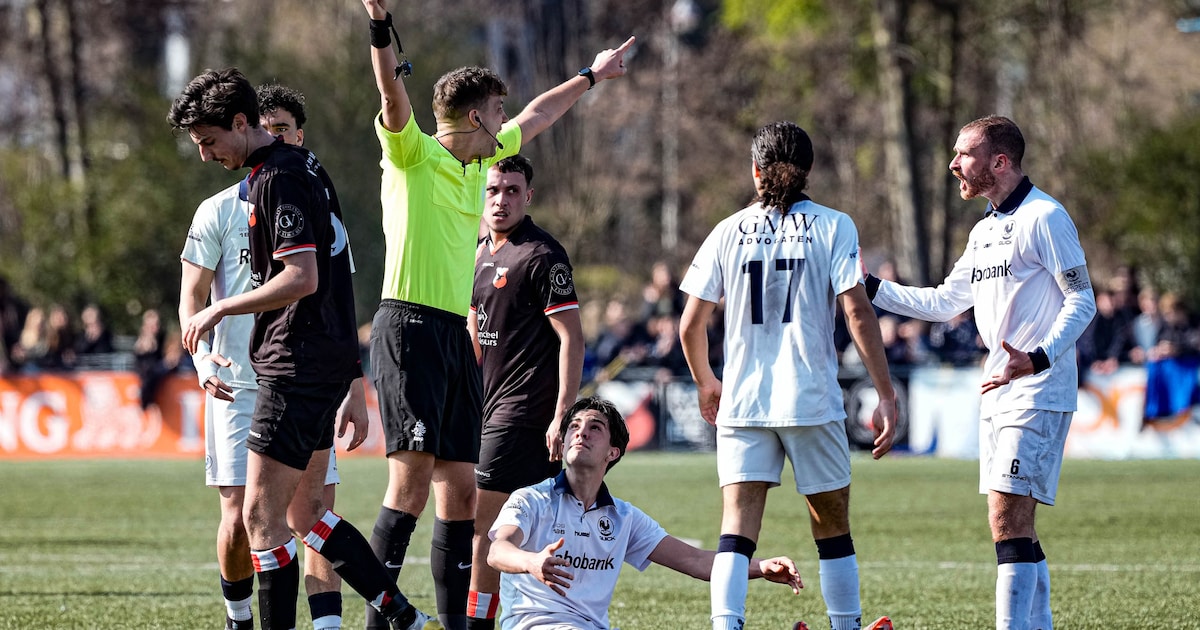Ongeloof na staking van Haegsche Derby: ‘Muntjes, aanstekers, er vloog ...