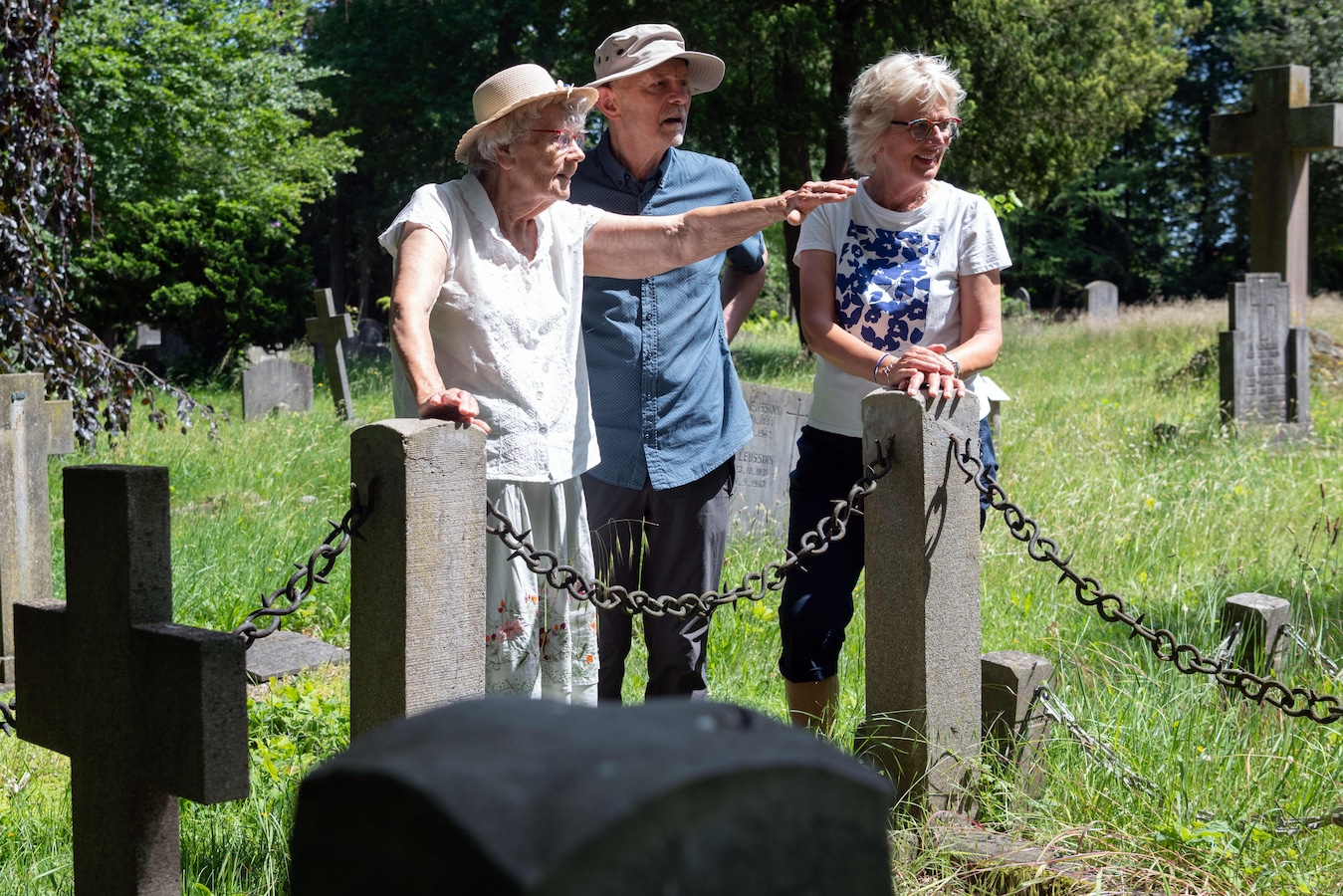Botten van de Lochemse markt, een grafkelder en families van adel: dit ...