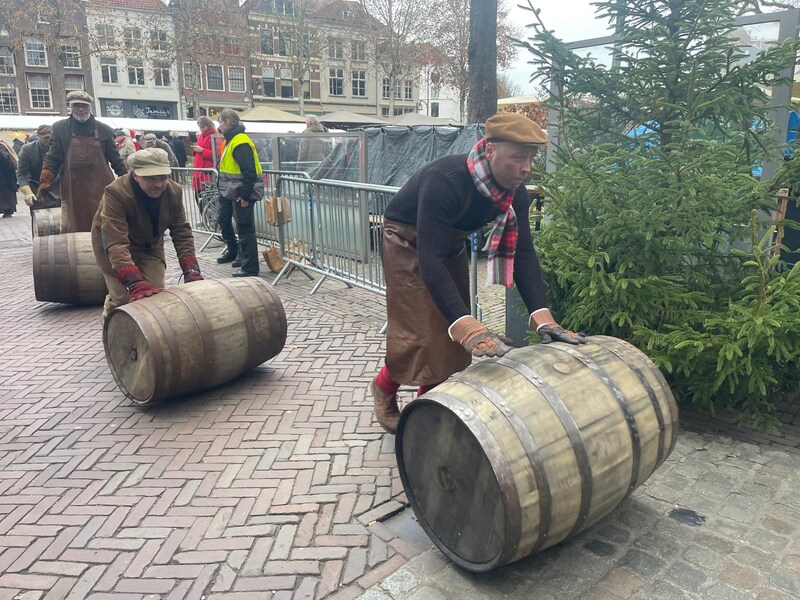 Minder bezoekers dan eerdere jaren op Dickens Festijn • Eerste betaalde ...