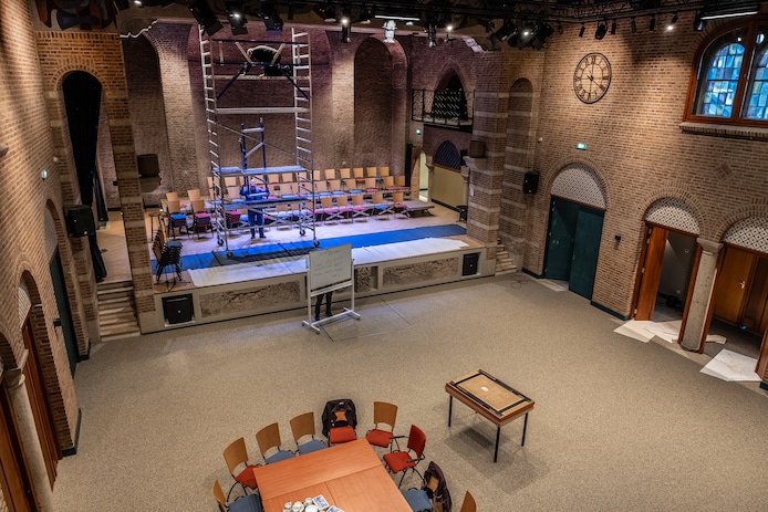 Sambeek verwelkomt d’n Duvel in vernieuwde kerk | Land van Cuijk | AD.nl