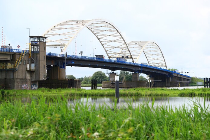 Merwedebrug is jarig en wordt 64 jaar oud: ‘Als ze haar pensioen ...