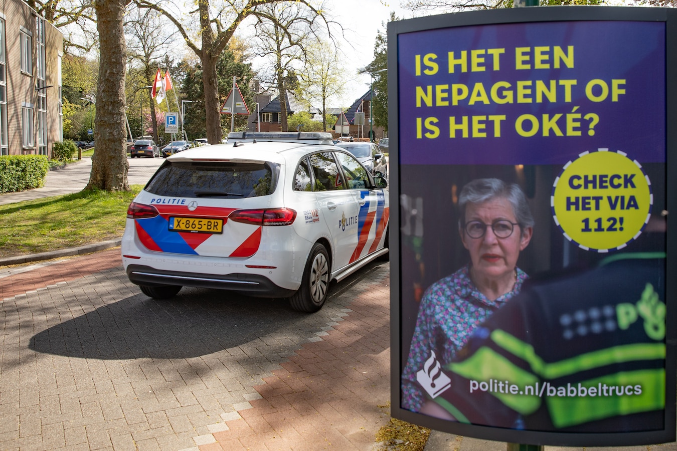 Terwijl Boban ouderen bezighield, roofde zijn neef het huis leeg | Foto ...
