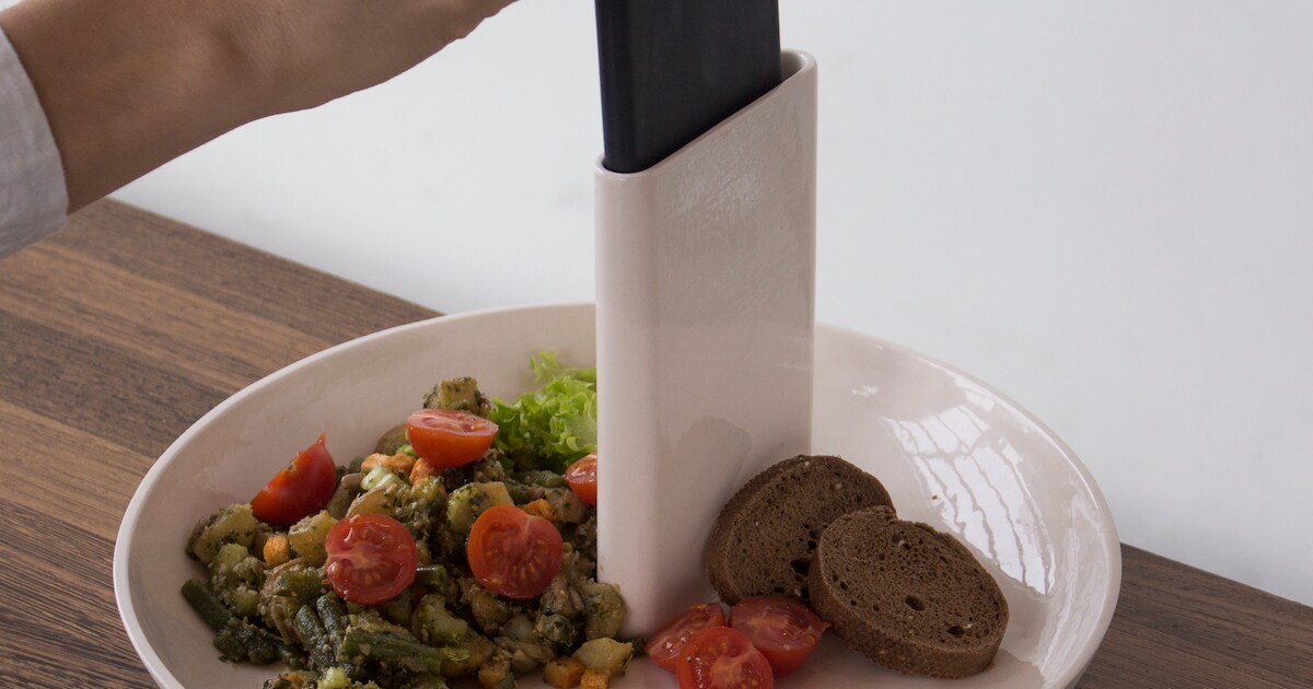 Eerst bord leegeten, dan pas telefoon pakken dankzij deze tool | Den ...