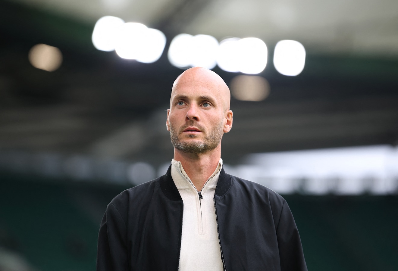 Van EK-glorie naar ontslag bij Wolfsburg: Peter van der Veen blikt ...