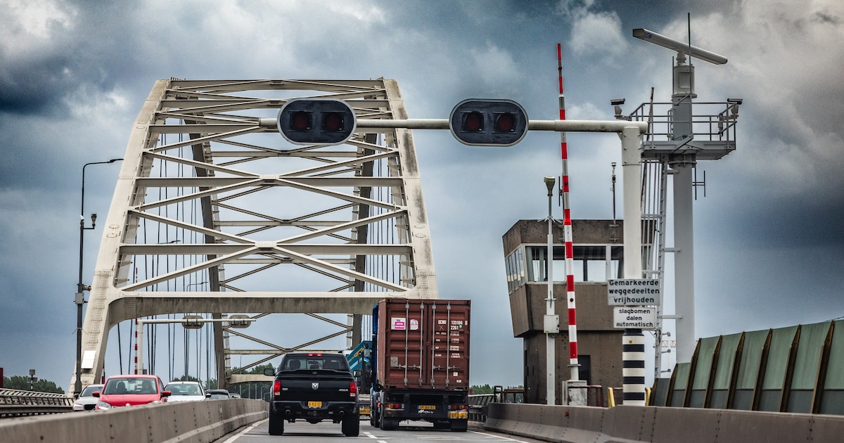 76 bruggen en viaducten kunnen na 2028 niet worden opgeknapt: miljarden ...