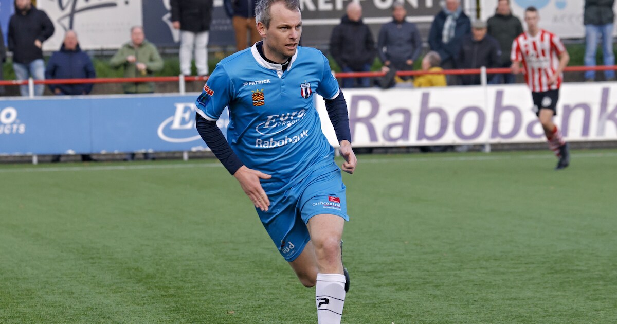 Vincent van den Berg keert na 182 dagen terug uit voetbalpensioen: ‘Ik ...