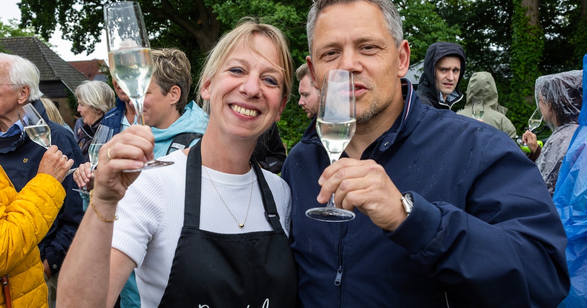 Wijnboerin Renate serveert nu haar allereerste eigen wijn in Holten ...