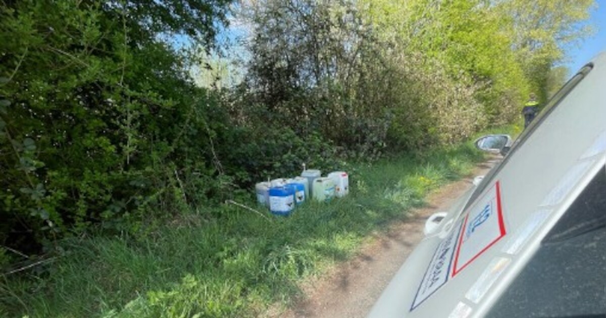 Handhavers stuiten op drugsdumping in buitengebied van Moerdijk ...