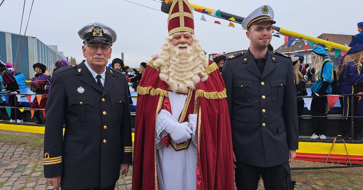 Sinterklaas arriveert in Delft voor waterkoude intocht: ‘Pieten moeten ...