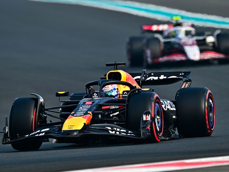 Tijden Formule 1 Grand Prix van Qatar | Zo laat komt Max Verstappen in ...
