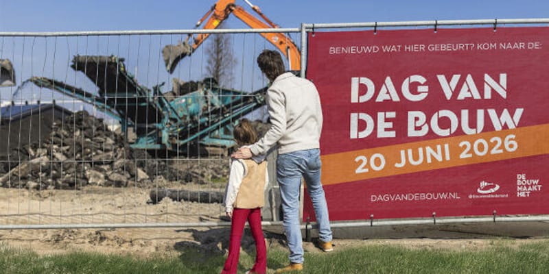 Bouwplaats van woningen op klimaatdijk in Reeve open voor publiek ...