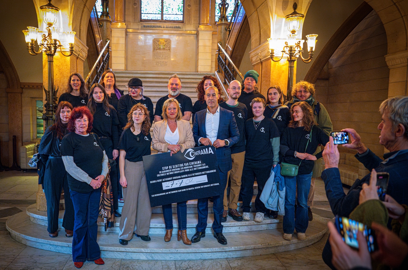 Hoe het knusse Cinerama inzet werd van een strijd tussen twee ...