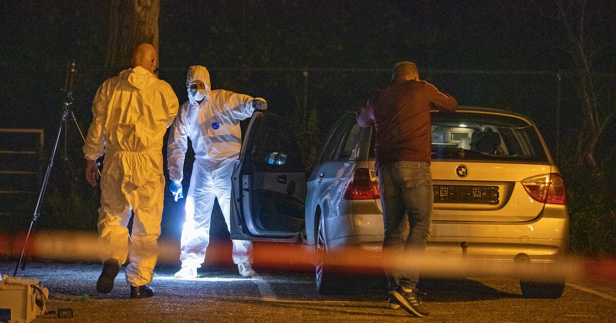 Politie op zoek naar kentekenplaten vluchtauto dodelijk schietincident ...