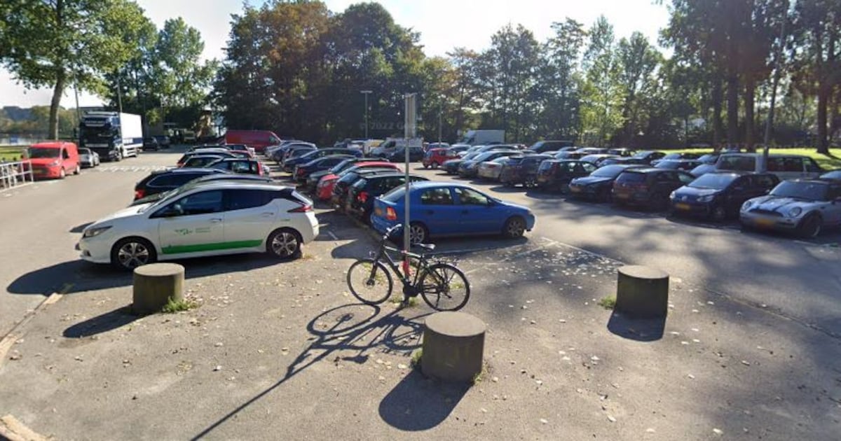 Einde aan gratis parkeerplekken bij Kralingse Plas: ‘Invoeren betaald ...