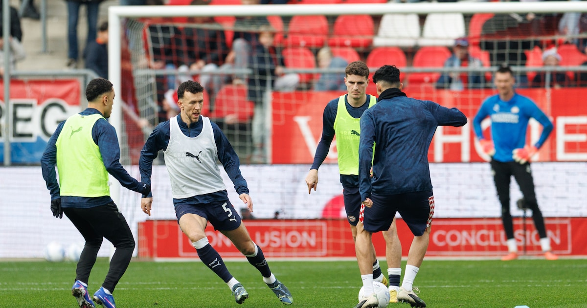 LIVE | PSV op bezoek bij FC Utrecht: deze elf stuurt trainer Peter Bosz ...